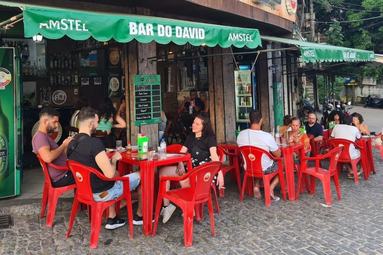 O potencial do empreender nas favelas brasileiras - Bares & Restaurantes